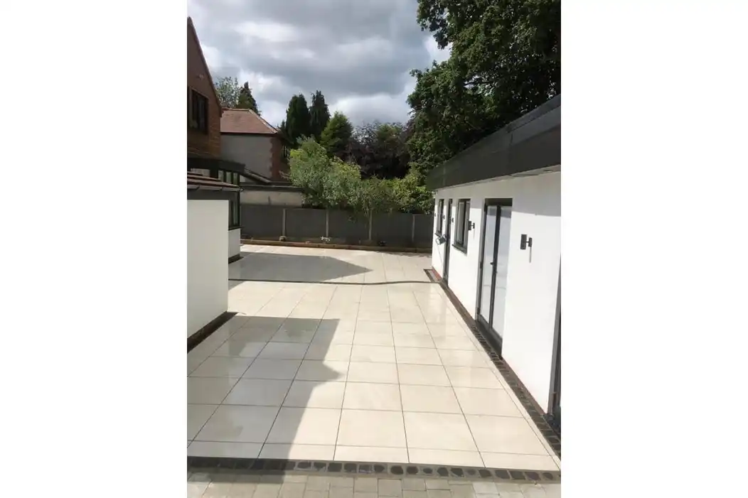 Allora Bianco Porcelain Paving Slabs 600x600 | Cheshire Paving Stones