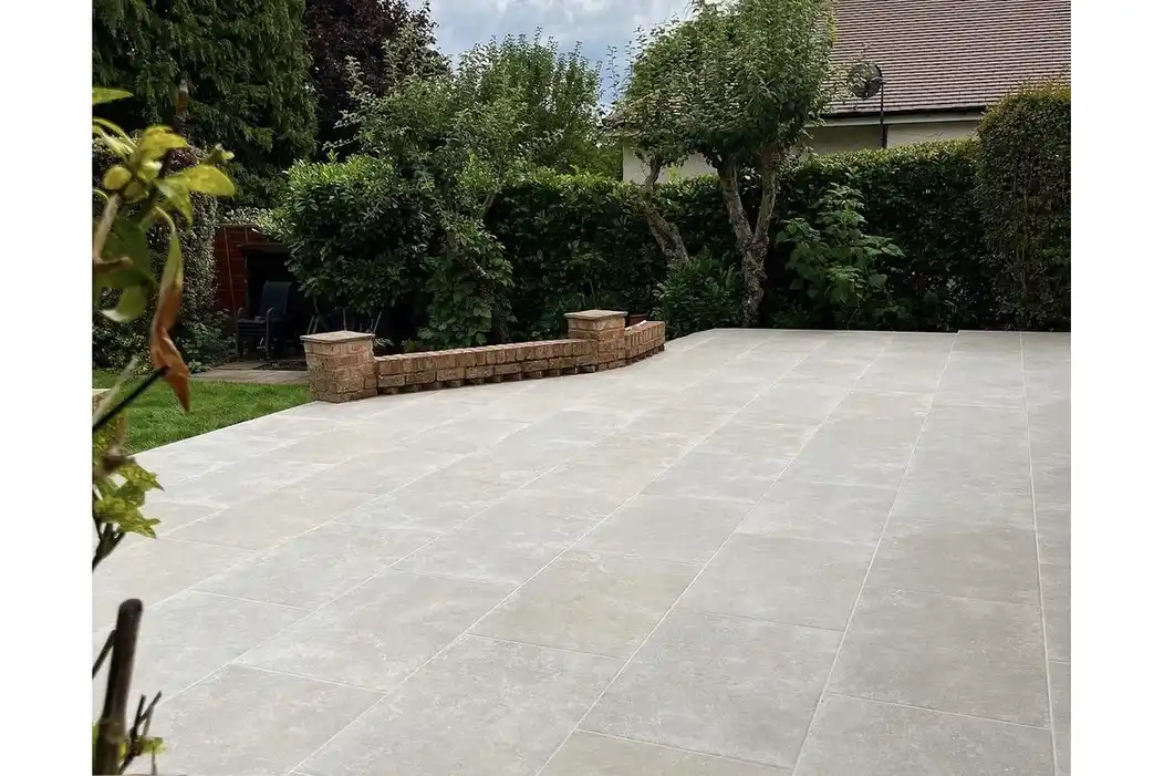Heritage Chalk Porcelain Paving Slabs 900x600 | Cheshire Paving Stones