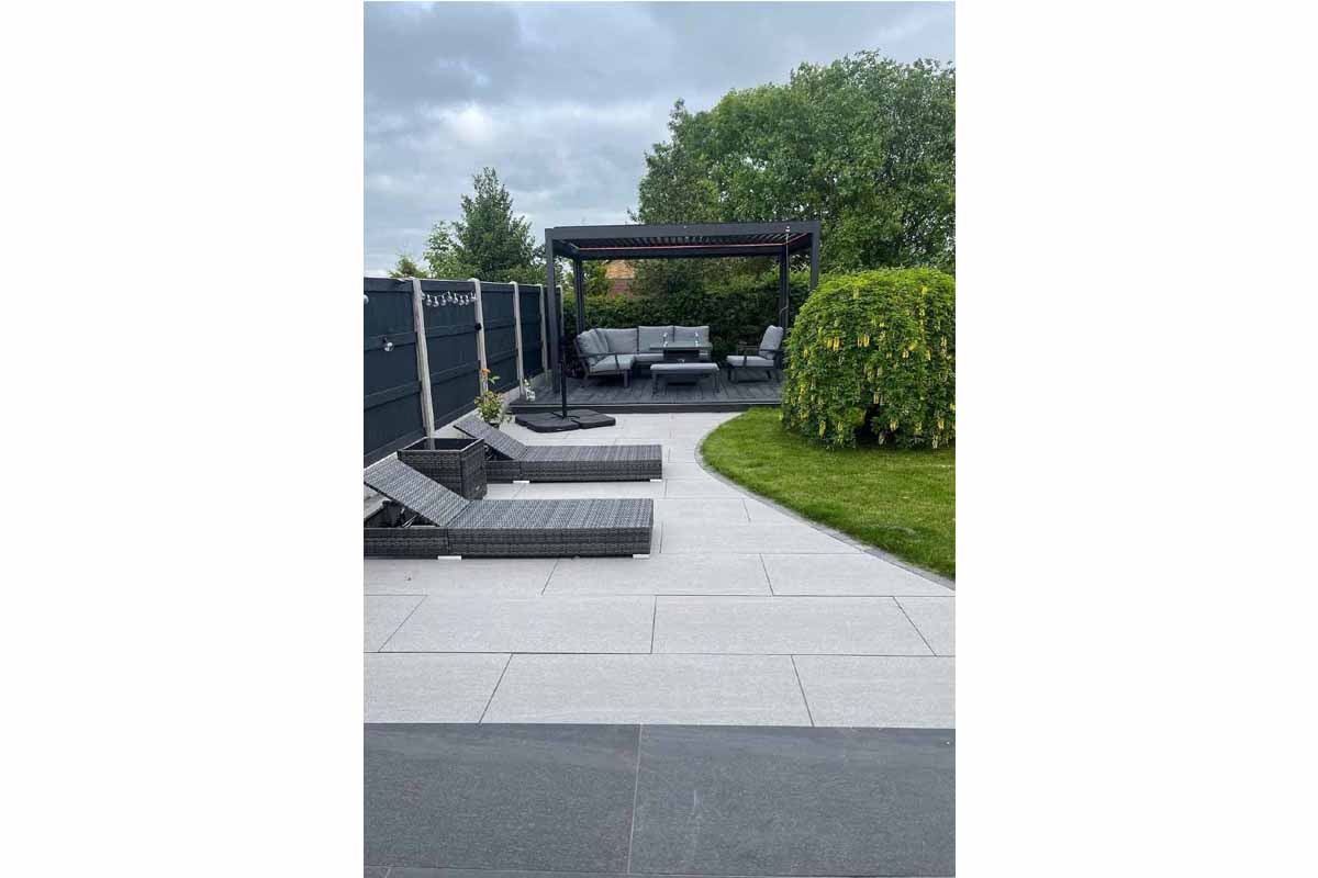 Overland Dark Porcelain Paving Slabs | Cheshire Paving Stones ...